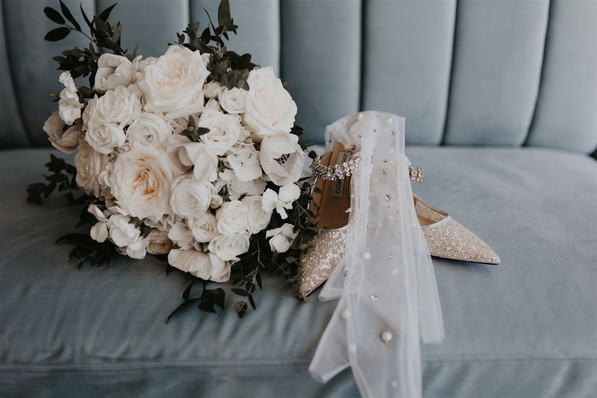 Elegant White Color Palette Inspiration for Wedding Flowers