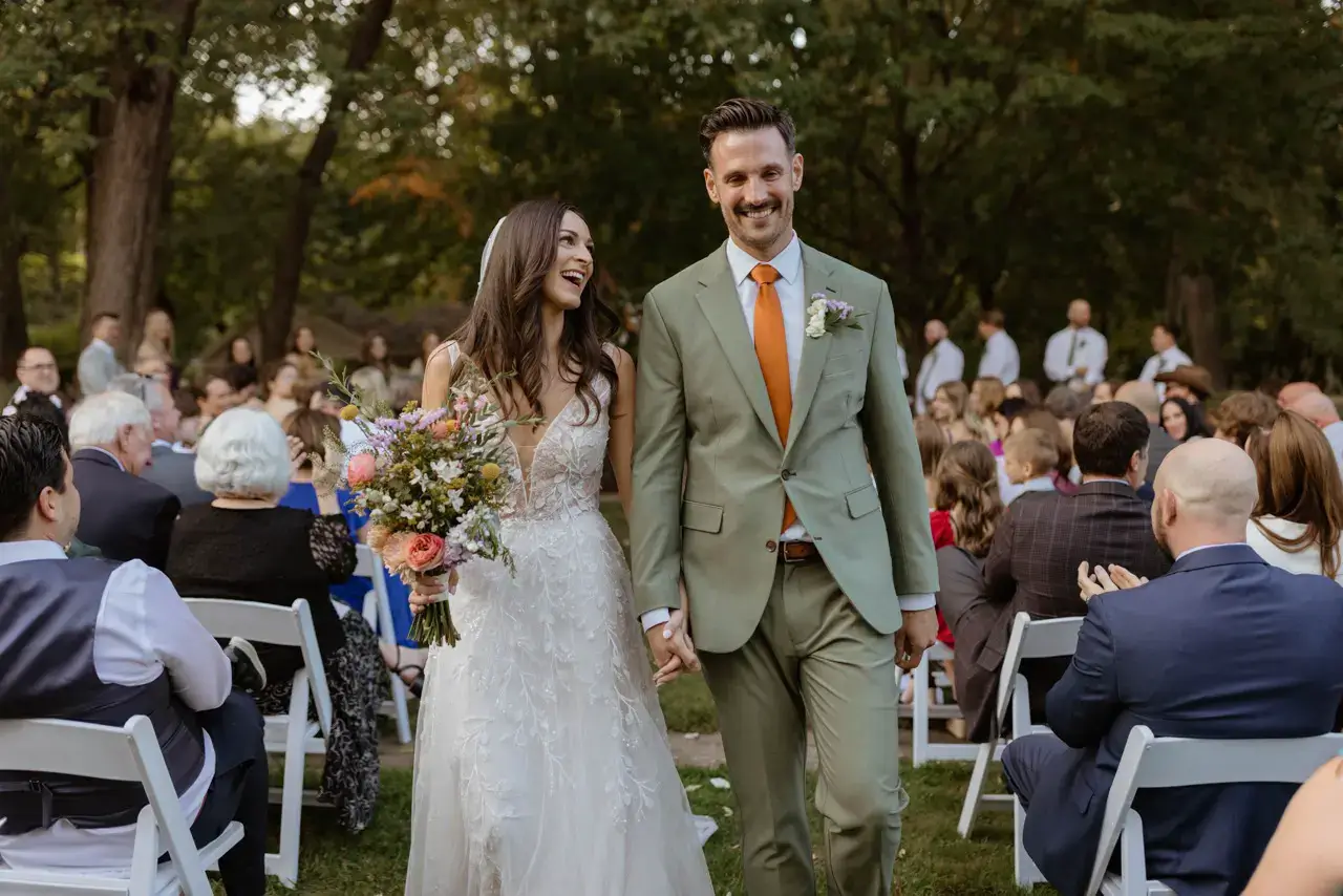 Wedding Flower Inspiration - Poppy's Floral Look Book