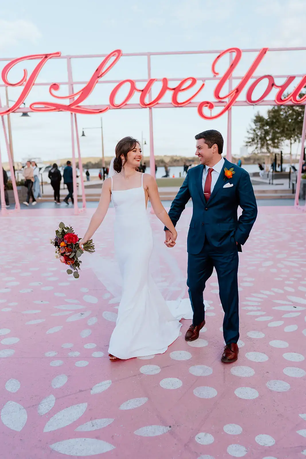 Poppy Flowers Real Wedding: Lauren + Bryan