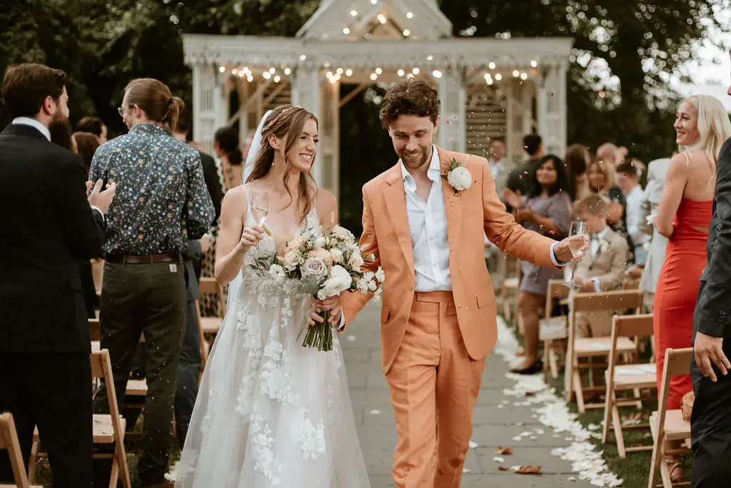 Poppy Flowers Real Wedding: Jodi + Ross