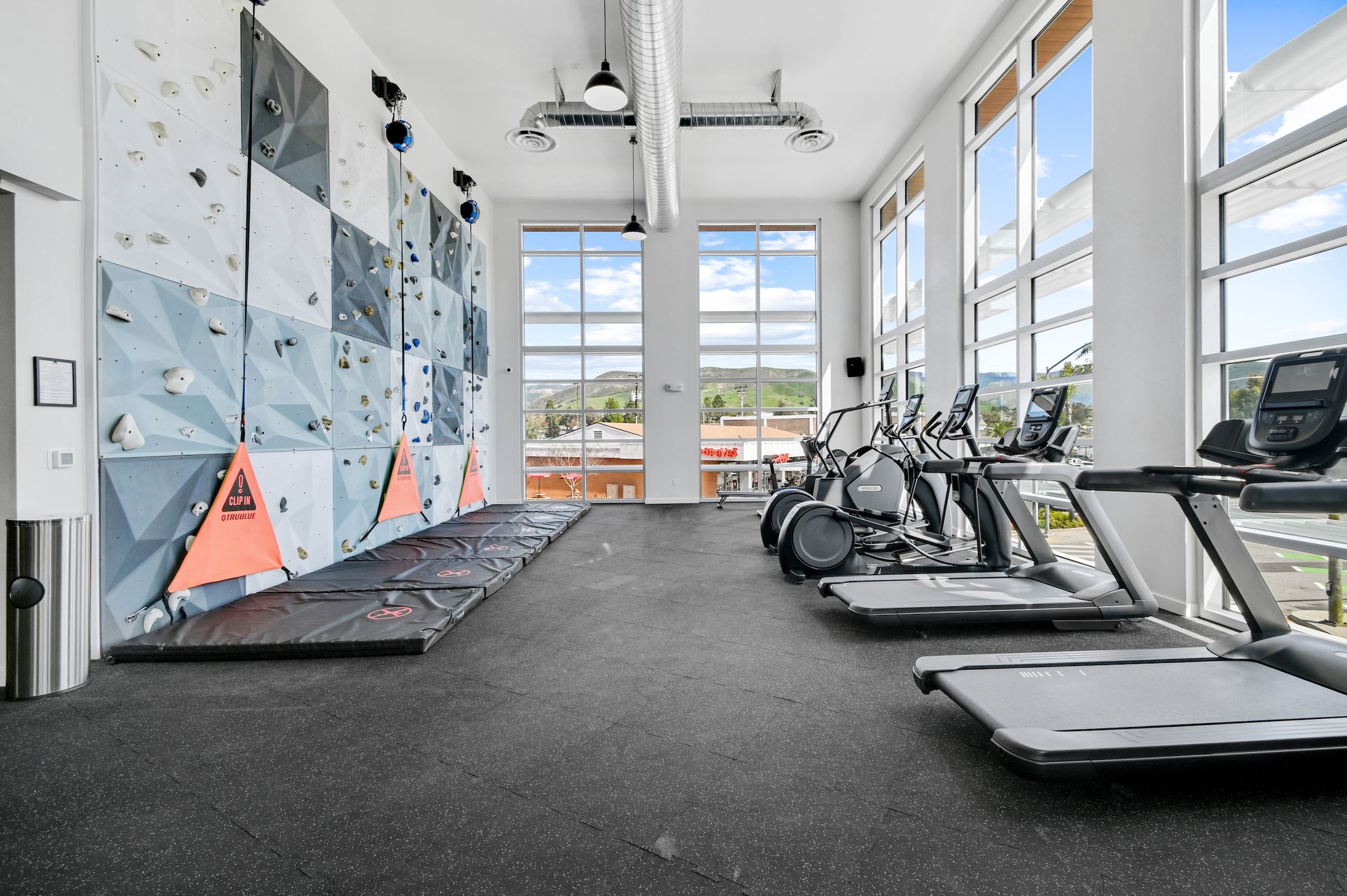 Off-Campus Housing in San Luis Obispo, CA | Summit SLO