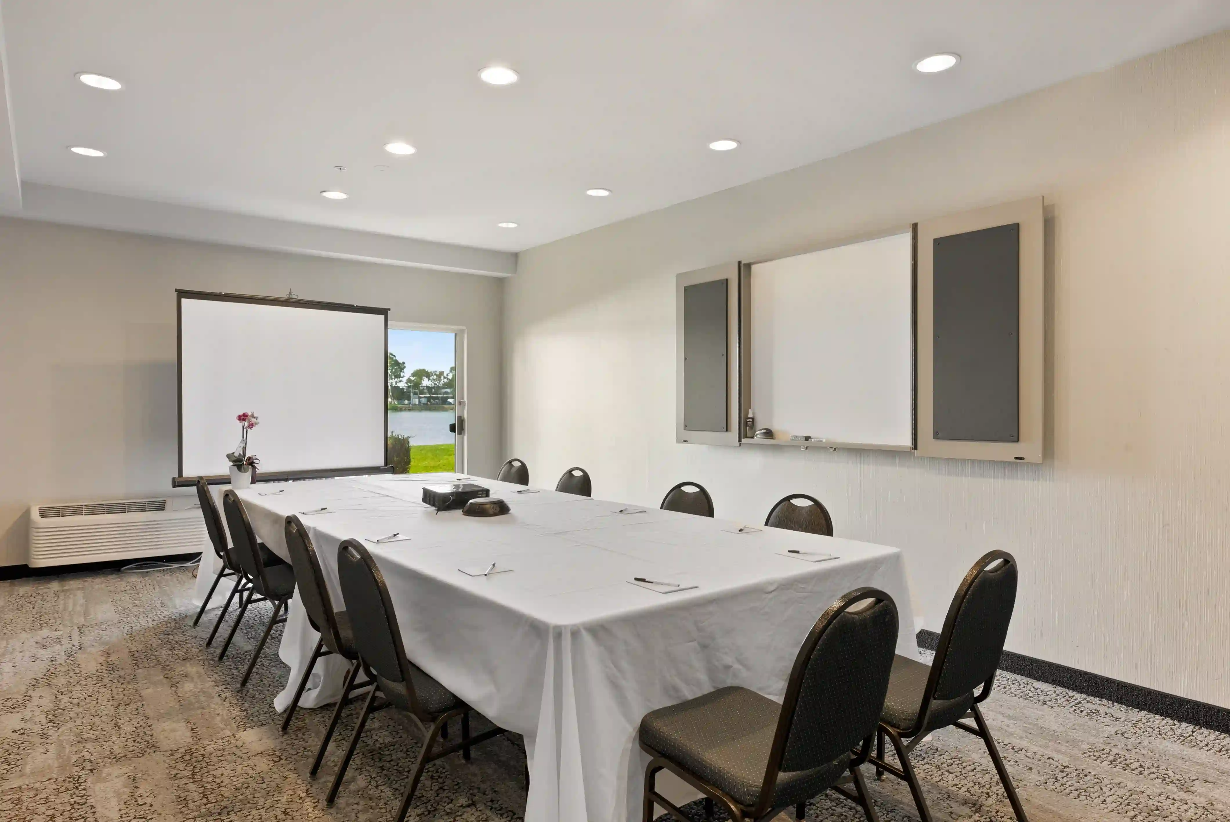 The Lighthouse Room | Meeting Space at Executive Inn & Suites in ...