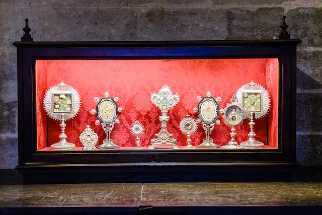 Visit of the Relics of St Columba St Margaret of Scotland and the ...