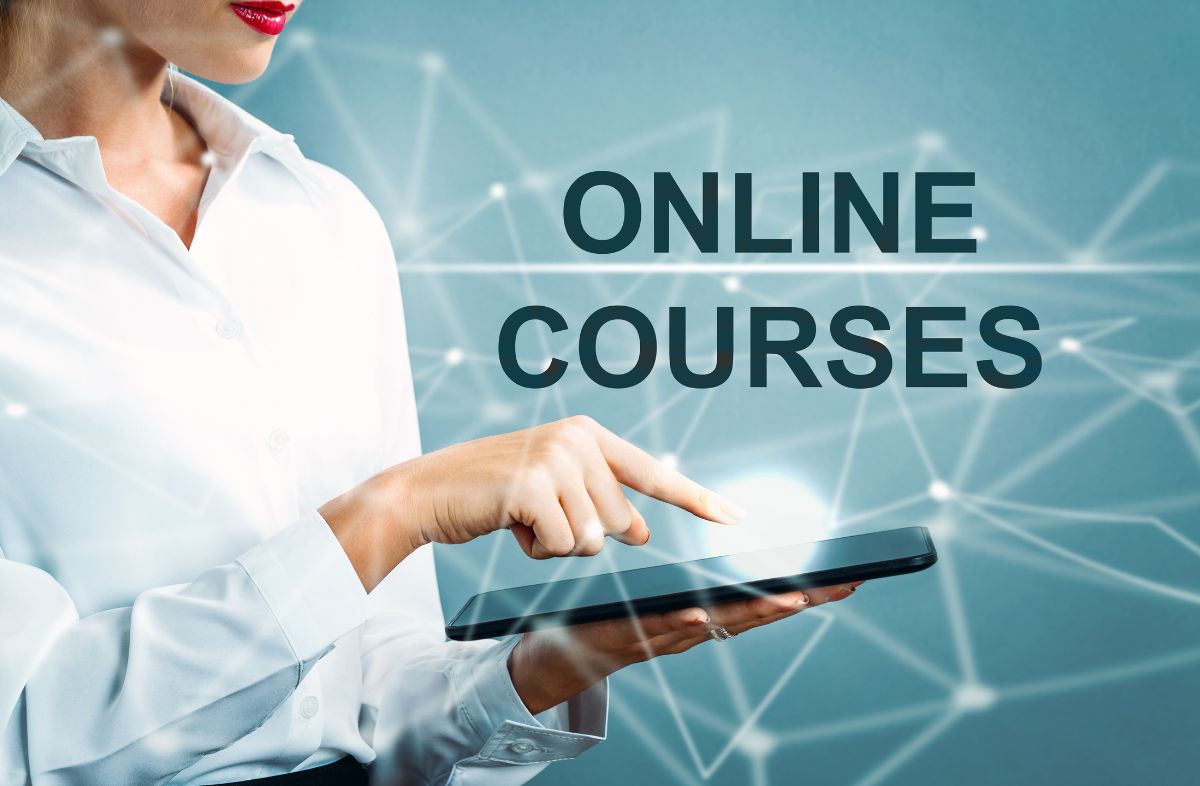 Top 10 Free Online Marketing Courses for 2024 (Don't Miss)