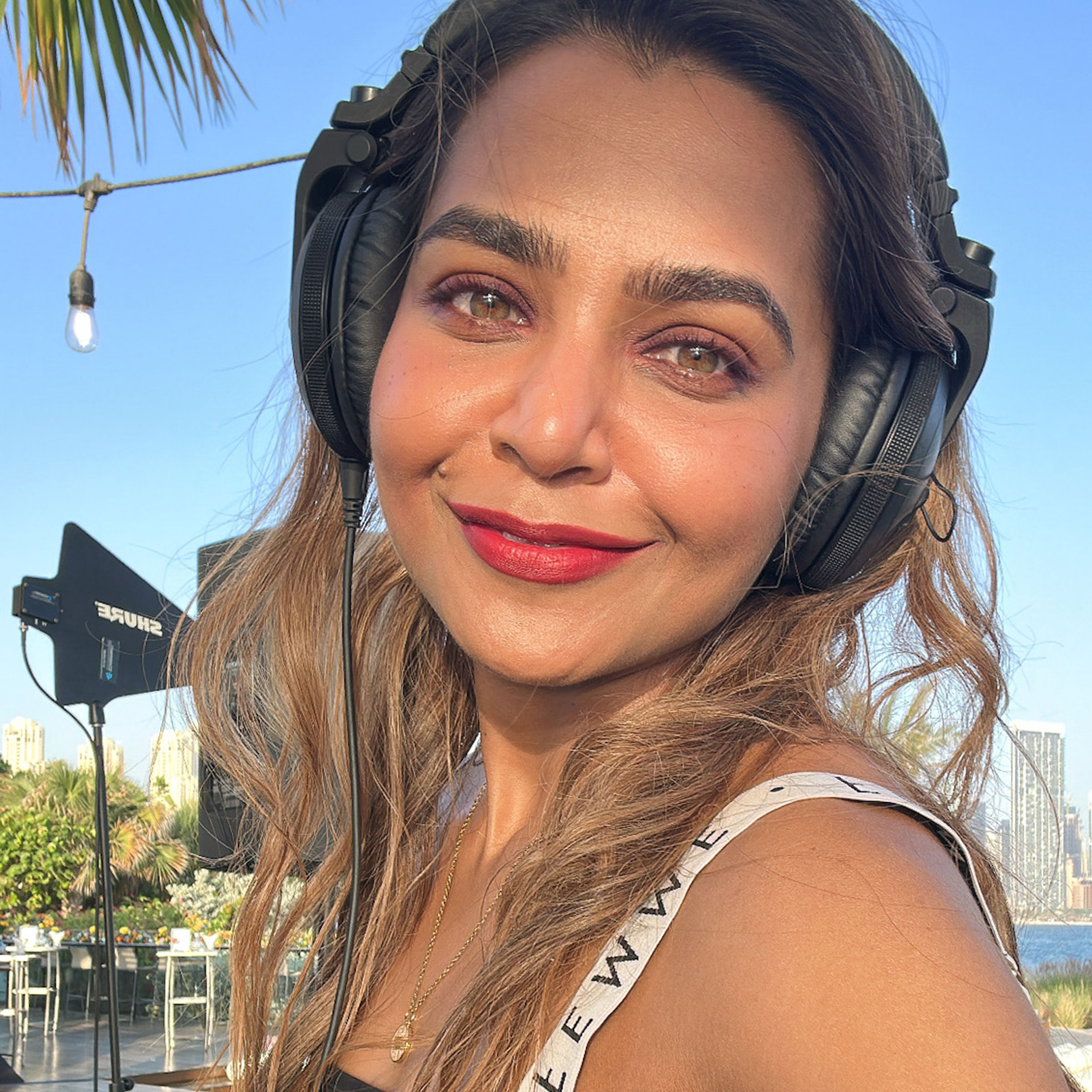 DJ Sandy Dubai: Unveiling the Energetic Soul of Music in Dubai's Nightlife