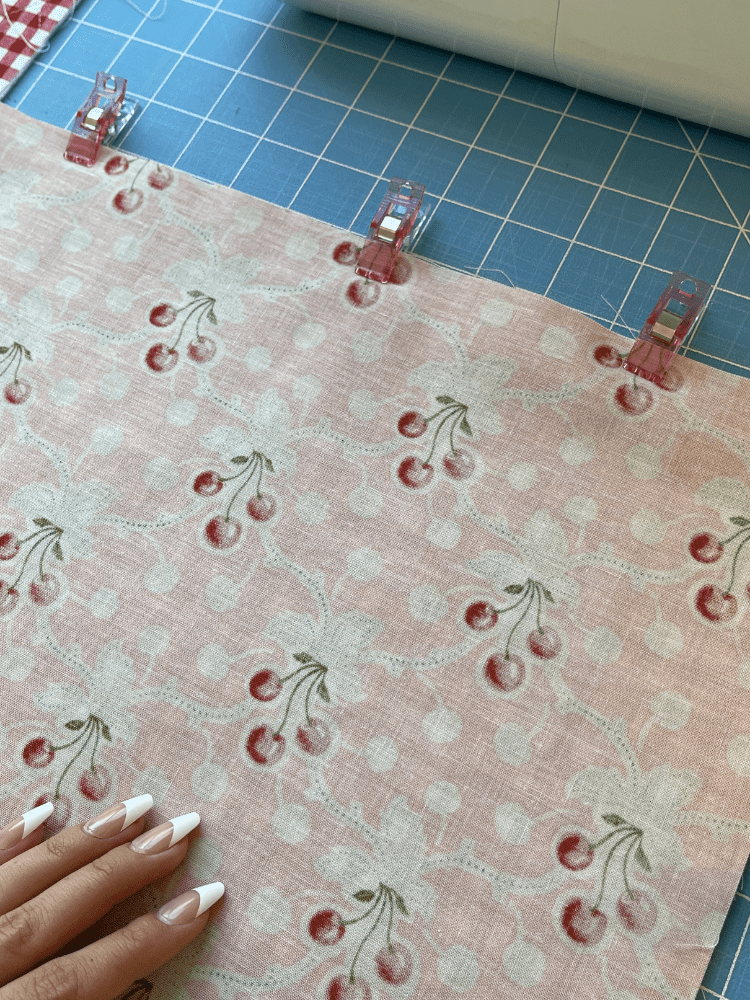 Making An Easy-As-Pie Quilted Makeup Bag: Tutorial + Beginner Sewing Tips