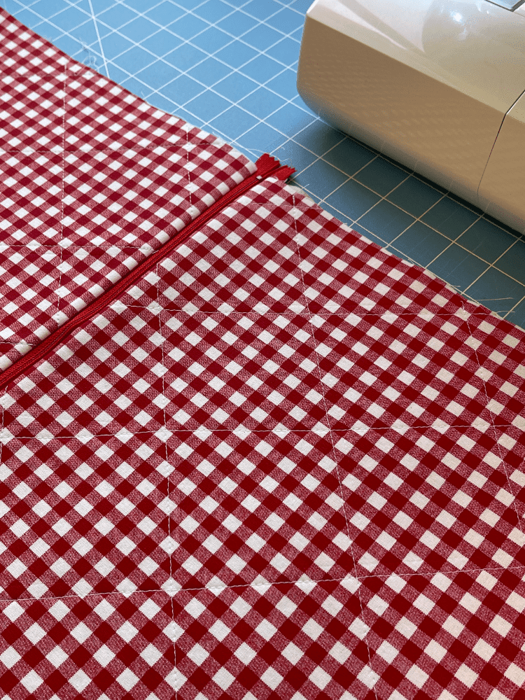 Making An Easy-As-Pie Quilted Makeup Bag: Tutorial + Beginner Sewing Tips