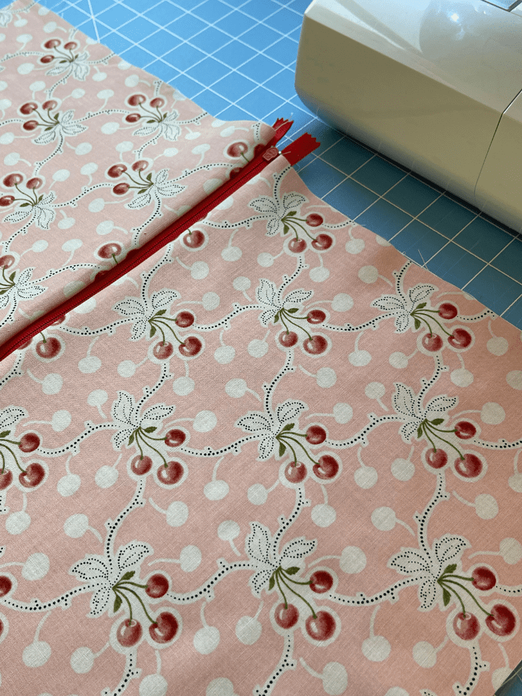 Making An Easy-As-Pie Quilted Makeup Bag: Tutorial + Beginner Sewing Tips