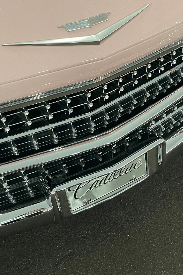 10 Cute "Feminine" Vintage Cars For Girls With Old Souls