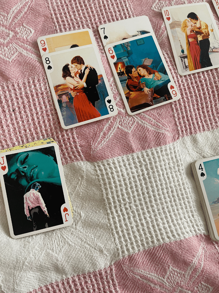 Everything You Need To Know About "Peanuts" - A Fast & Fun Card Game