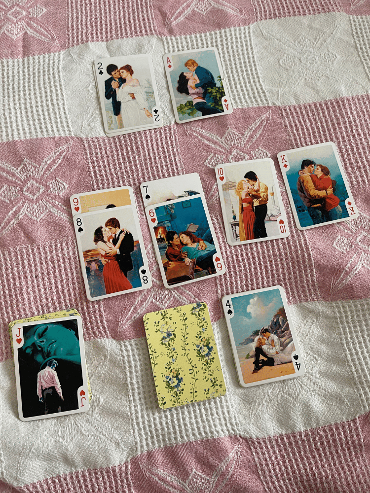 Everything You Need To Know About "Peanuts" - A Fast & Fun Card Game