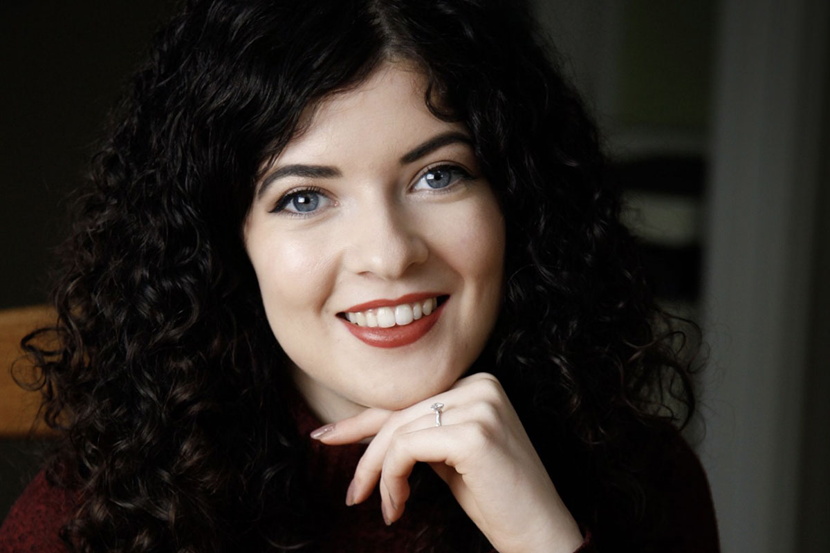 Victoria Sampson to interview Medea author Rosie Hewlett