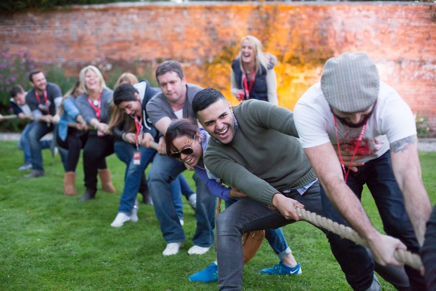 10 Awesome Team Building Activities Your Team Won't Hate