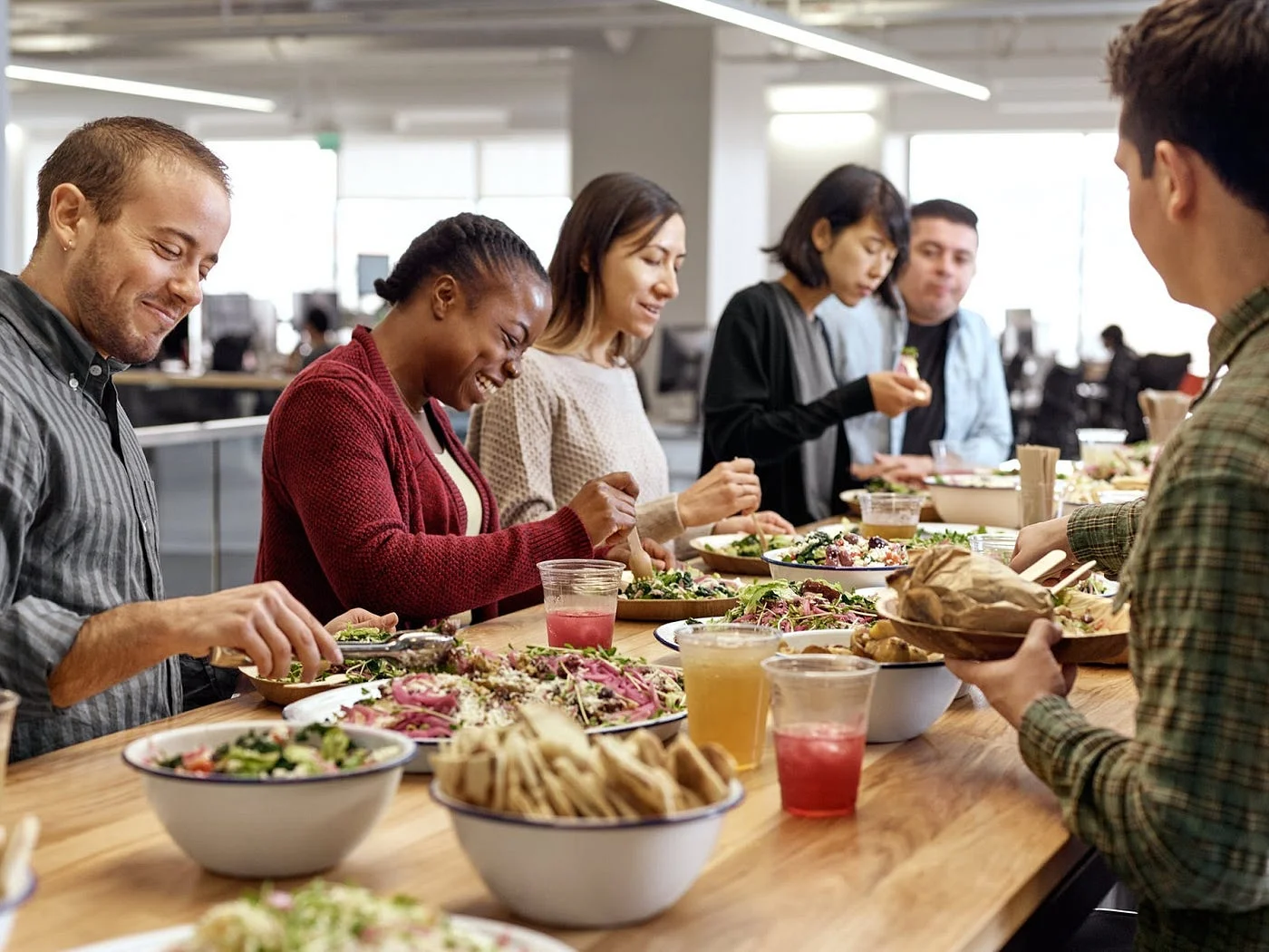 Employee Appreciation Day: How to Celebrate? | TeamOut