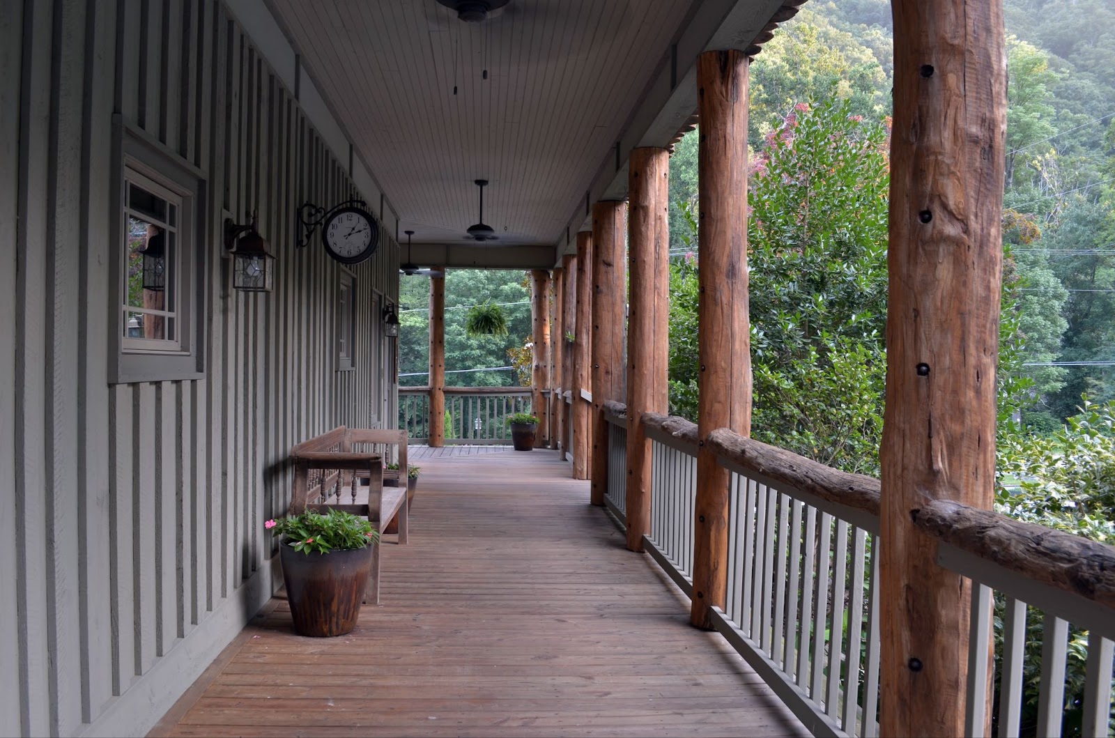 7 Stunning Corporate Retreat Locations Perfect For Small Groups