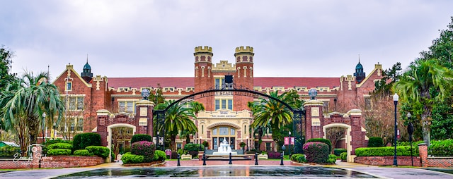 Best Law Schools in Florida | Ranked 2023 List