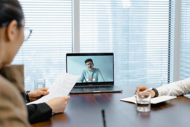 Which Law Schools Interview Applicants? | Your Guide