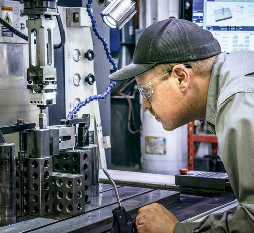 Fidelity Manufacturing Group | About Us | Our Machine Shop