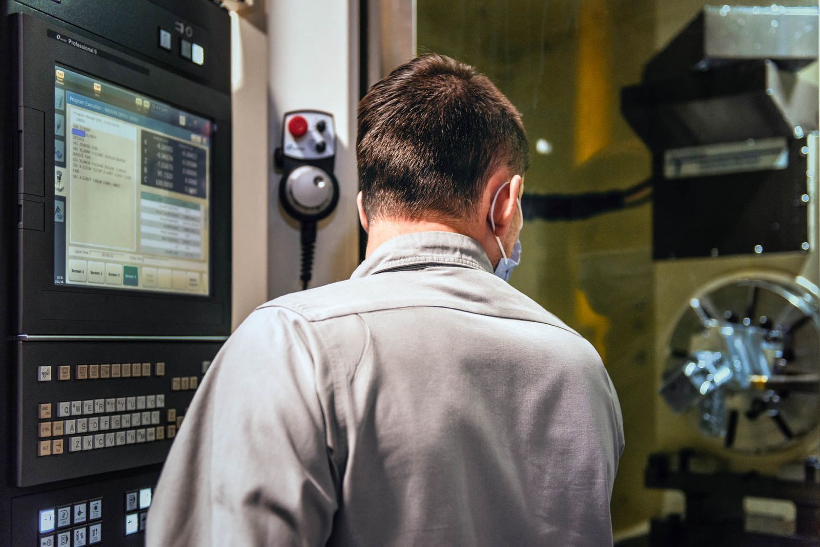 Fidelity Manufacturing Group | Machine & Mould Solutions