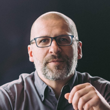 team&tonic: Hire your designer or a tailored design team