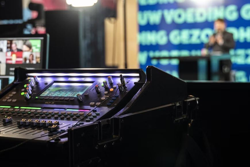 A Complete Guide to Panel Discussions | Hubilo