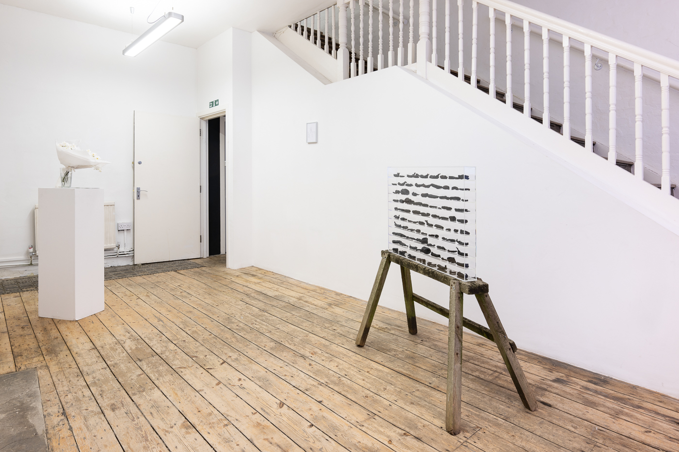 Dominic Myatt Studio | Kupfer: Waiting Room