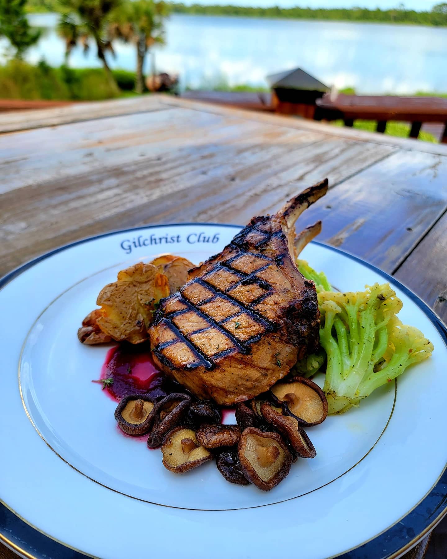 Gilchrist Club Trenton, FL | Restaurant