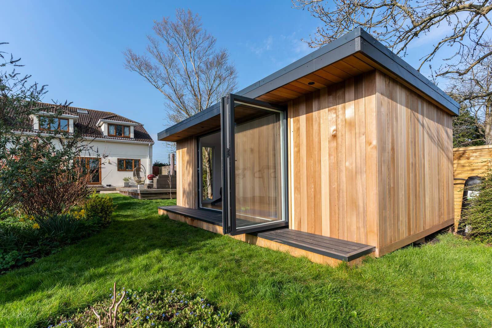 Project: Multi-purpose 'Clifton' Pod for Fitness & Family Room