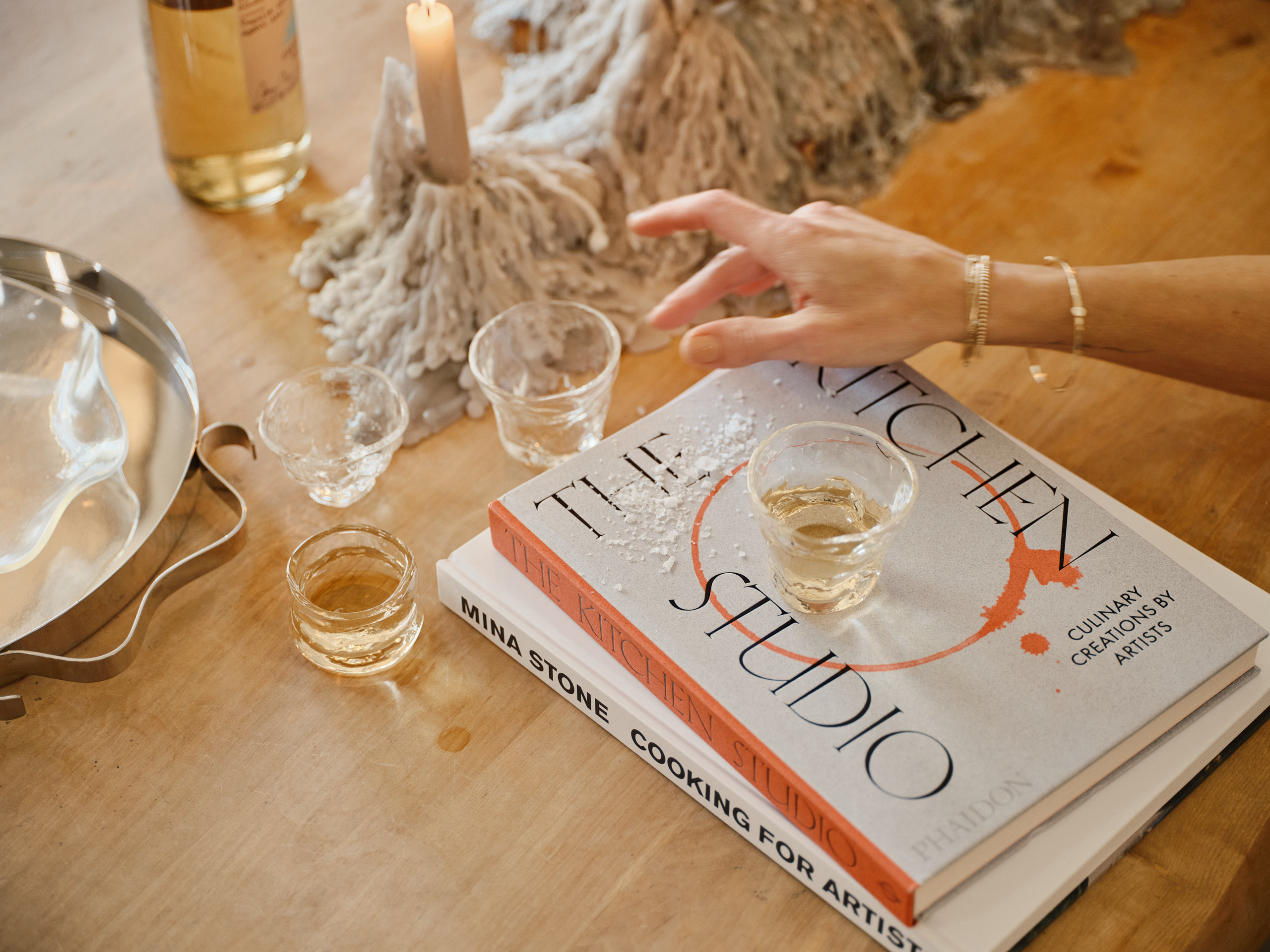 PHOTOSTUDIO by SWOON.