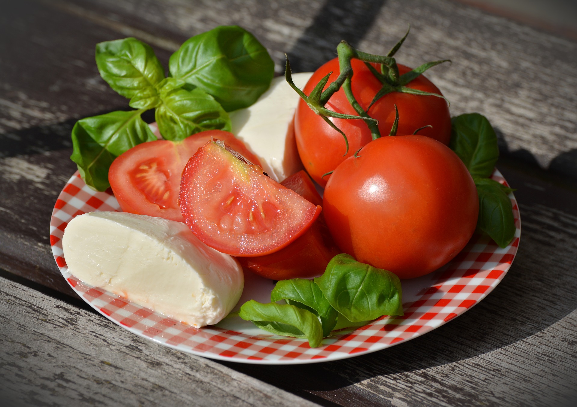 Schone Tomaten Im Garten Ebenbild