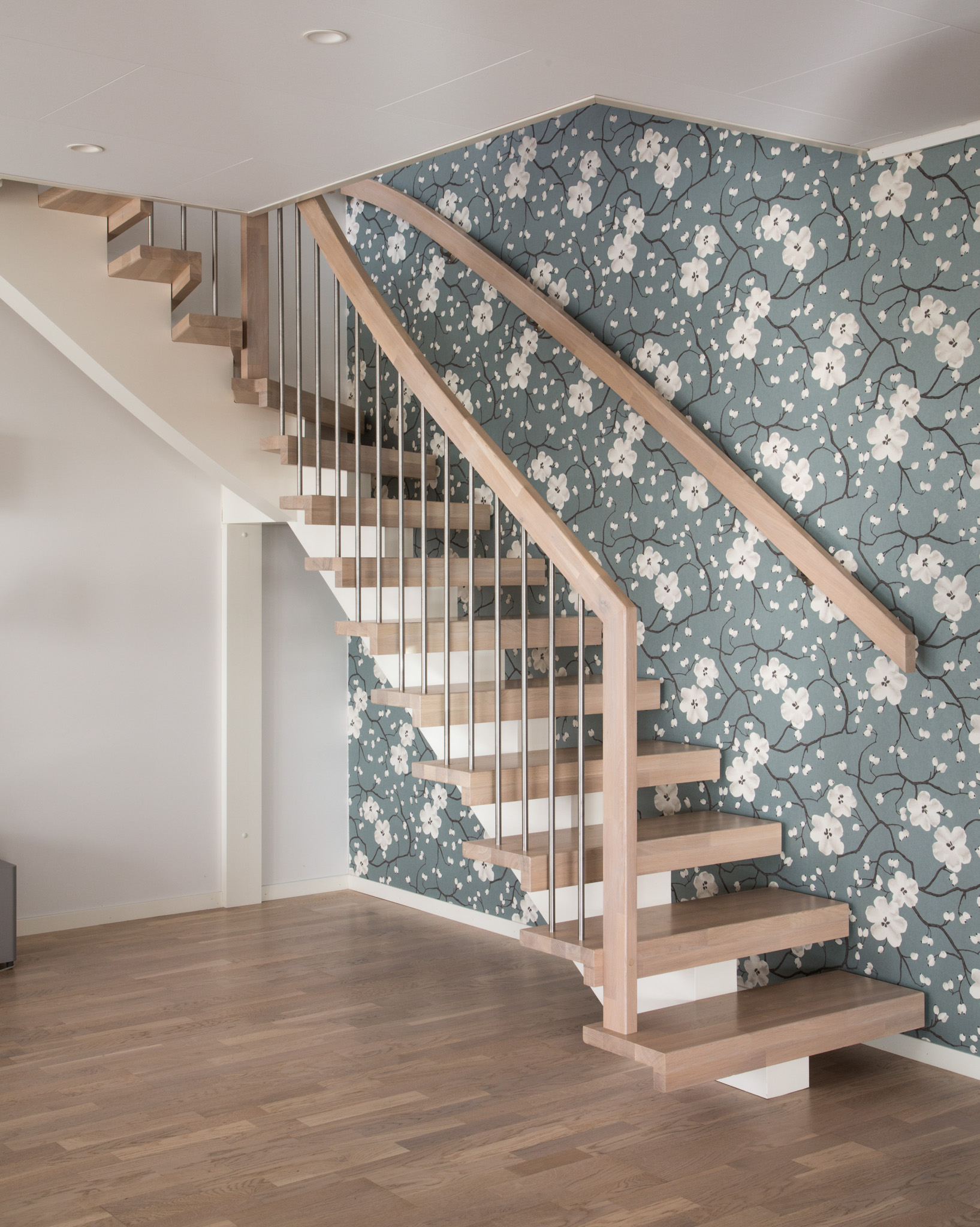 Trapperingen | Din lokale trappeleverandør