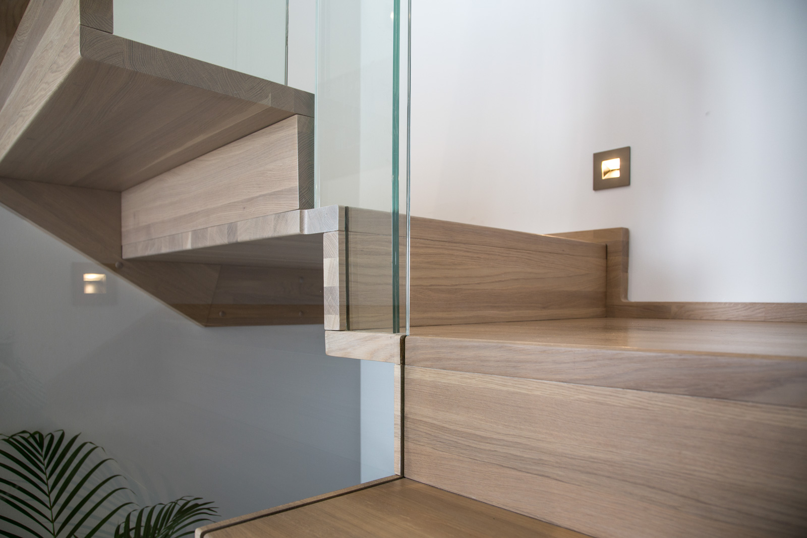 Trapperingen | Din lokale trappeleverandør