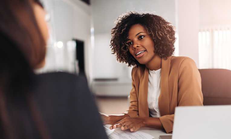 Librarian Interview Questions and Answers: Tips and Examples - Bolt Jobs