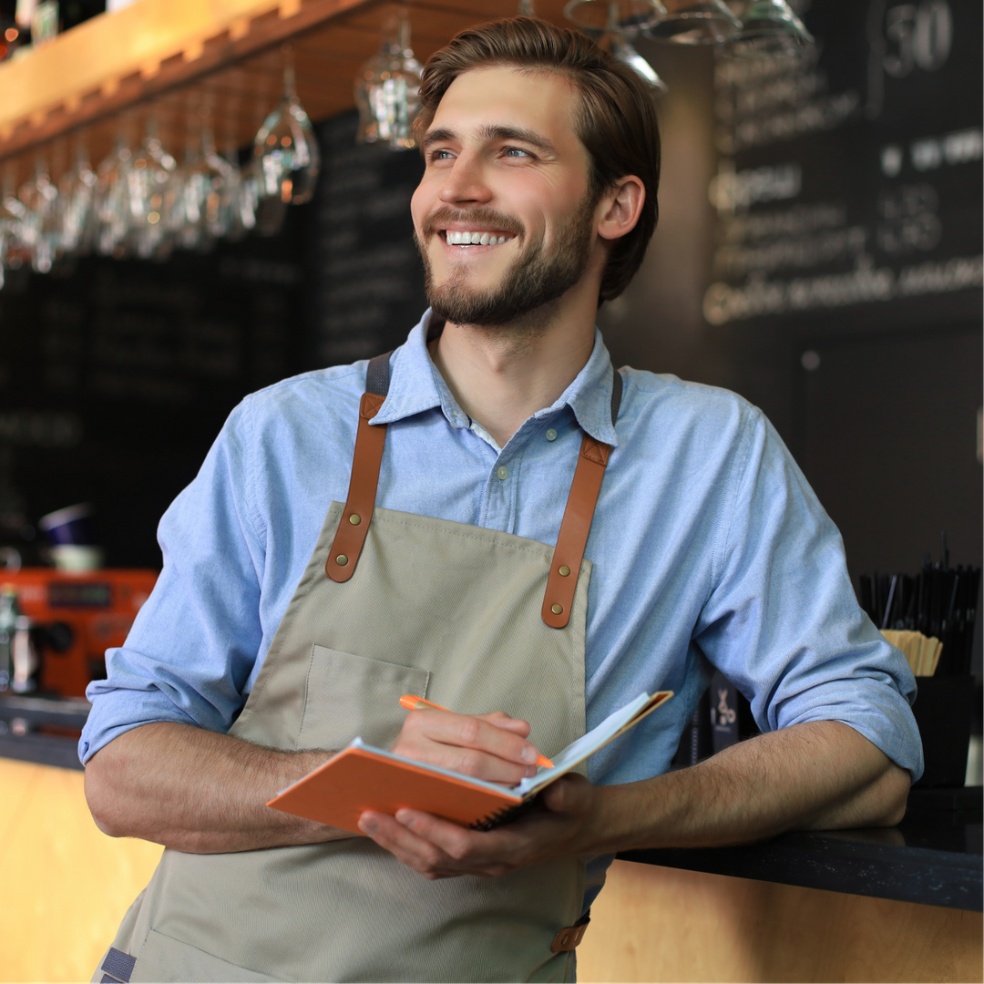 ¿Buscas un camarero? Tenemos a tu candidato perfecto en Turijobs