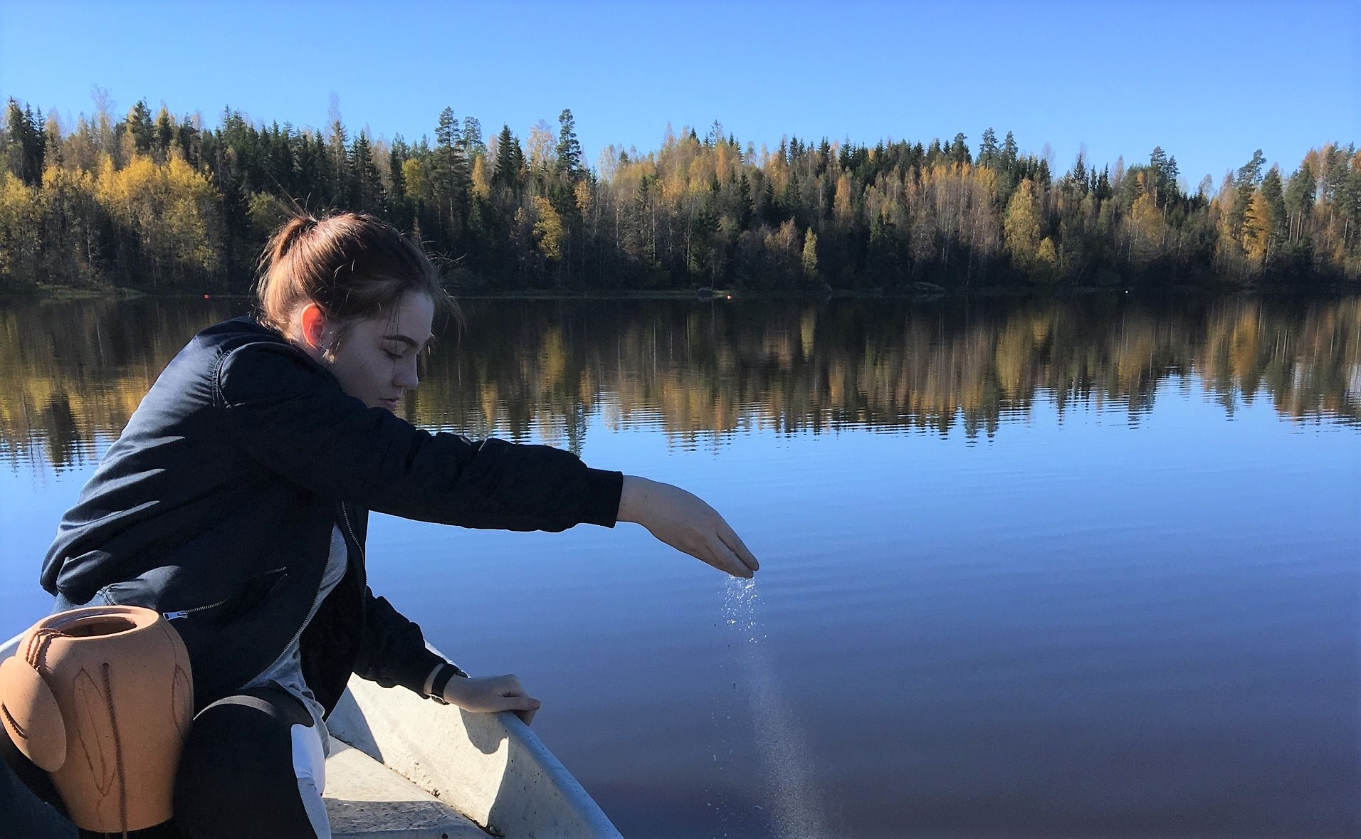 9 things you need to know about cremation and ashes - Bare