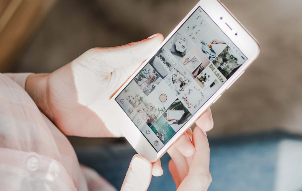 Social media afterlife: What happens to your Facebook after you die? - Bare