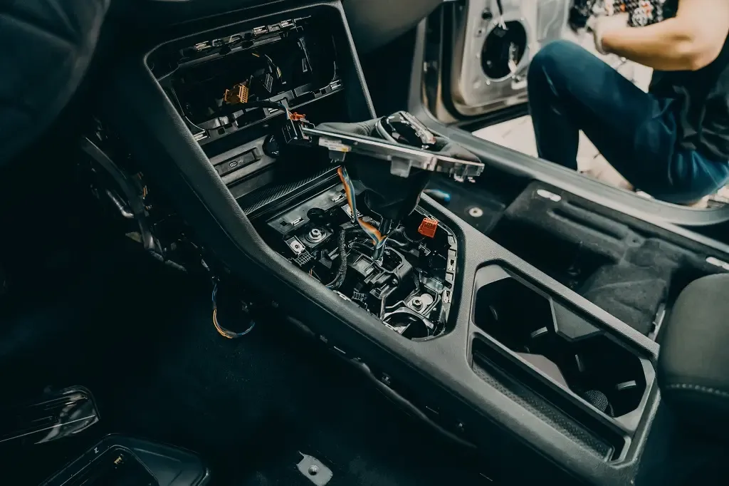 Can You Drive with a Prosthetic Leg? | PrimeCare