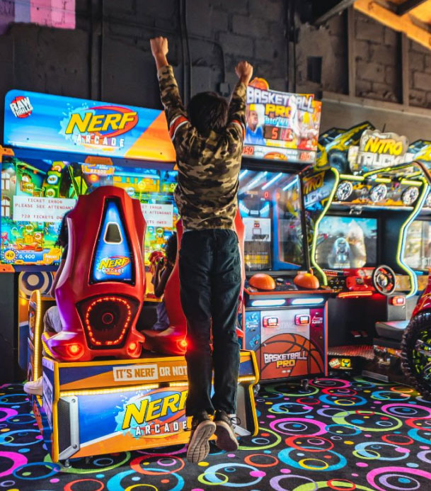 Entertainment — Renaissance Marketplace