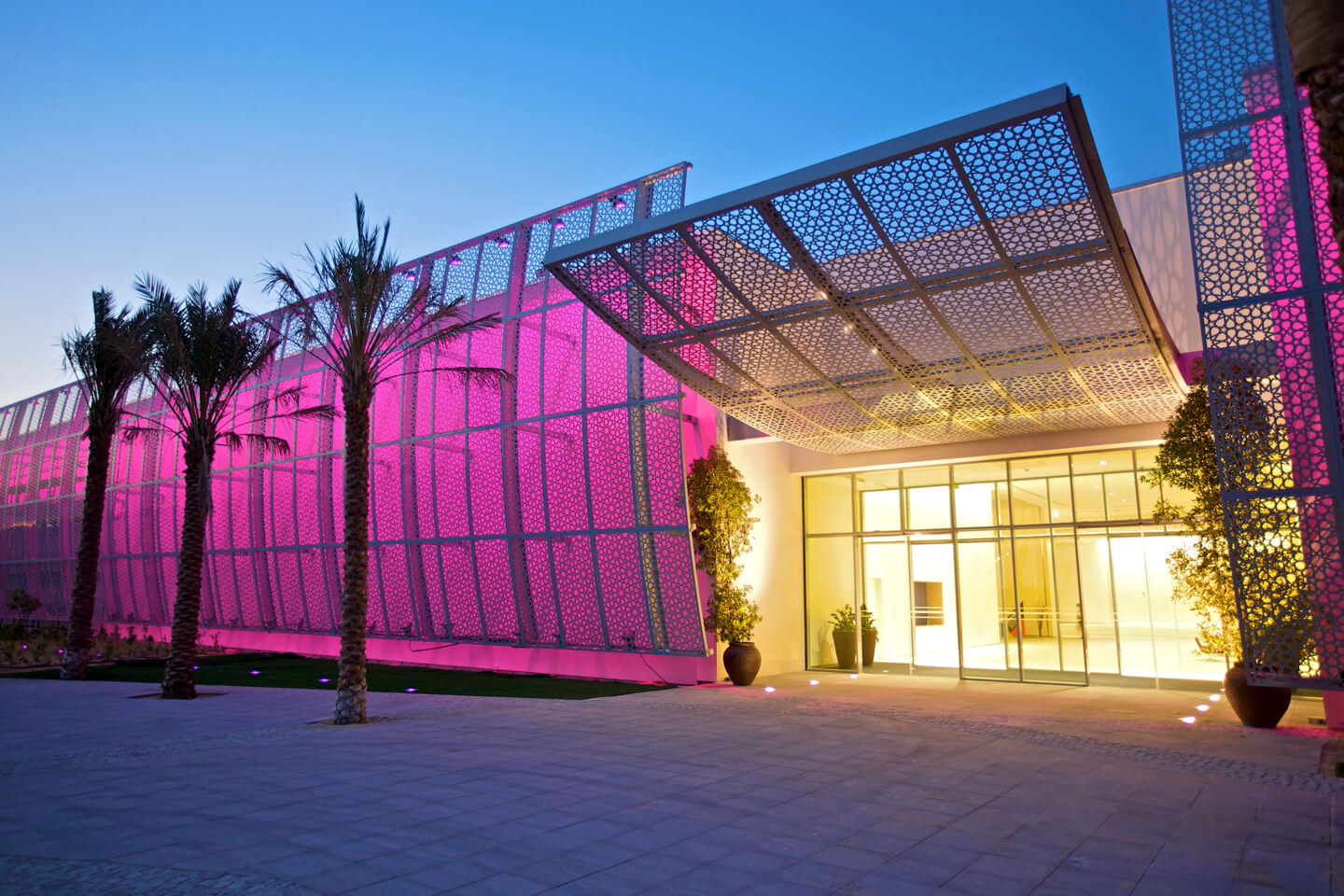 Manarat al Saadiyat | Museums & Exhibitions | Alec Fitout