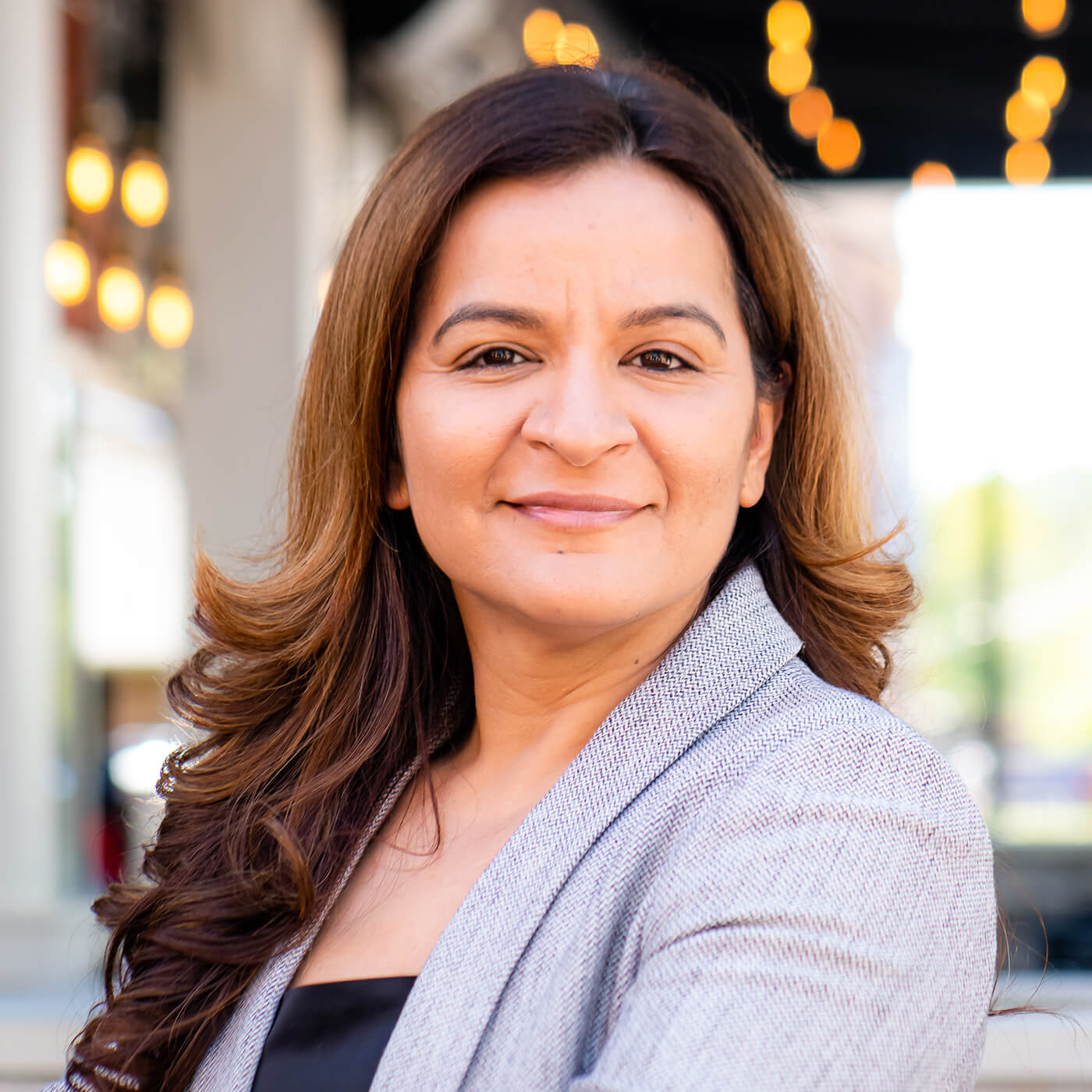 Neha Bahl > Team : Renew Venture Capital