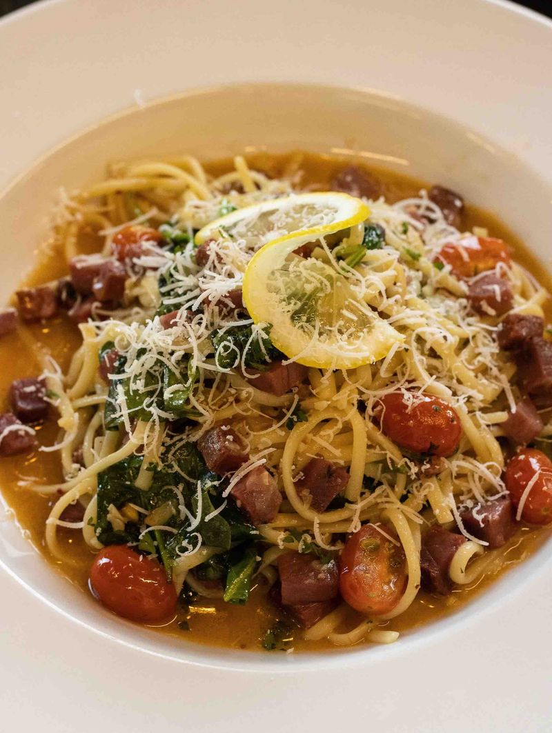 Licari's Pizza Kitchen