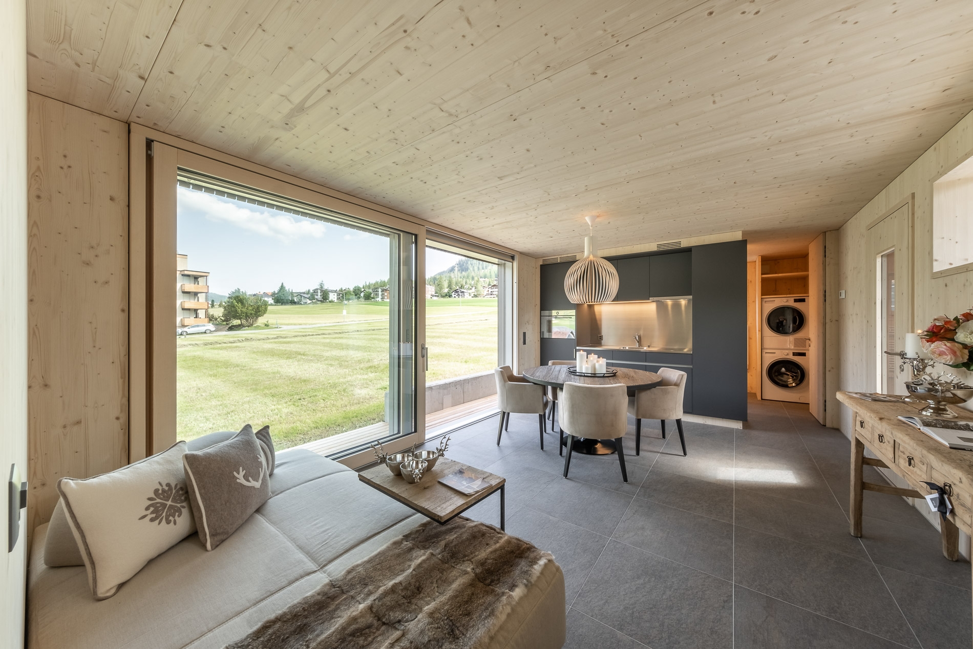 QUADRIN | Sample QUADRIN Uffer Areal Savognin GR