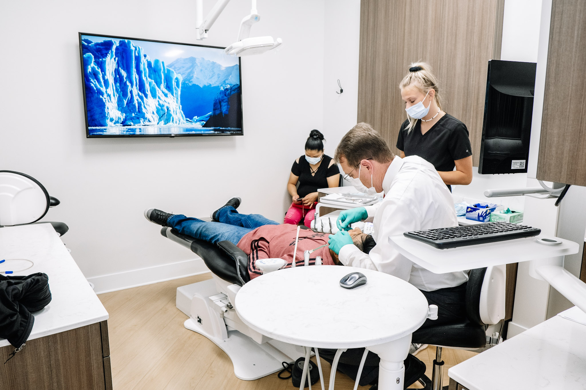 Correcting a Class III Bite: Treatment Options & Procedures | Hillam ...