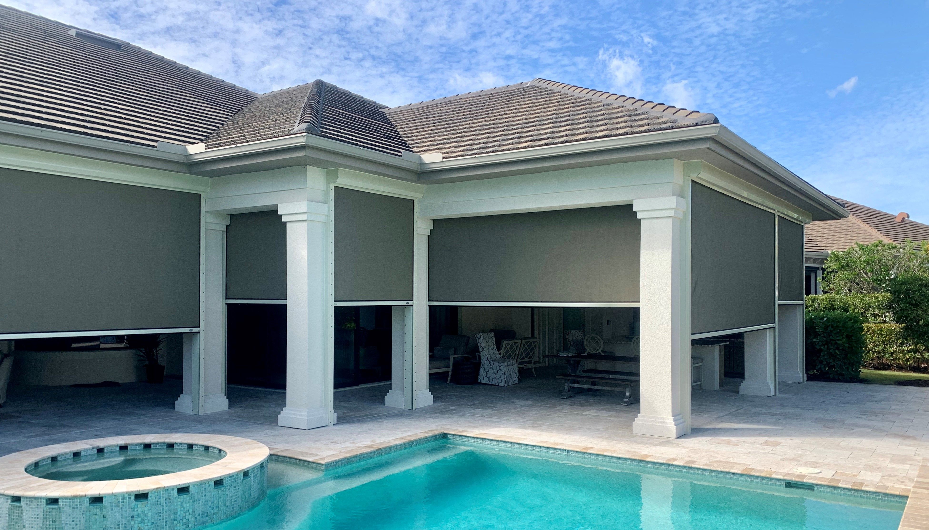 South Louisiana Retractable Patio Screens | Social Outdoor Living