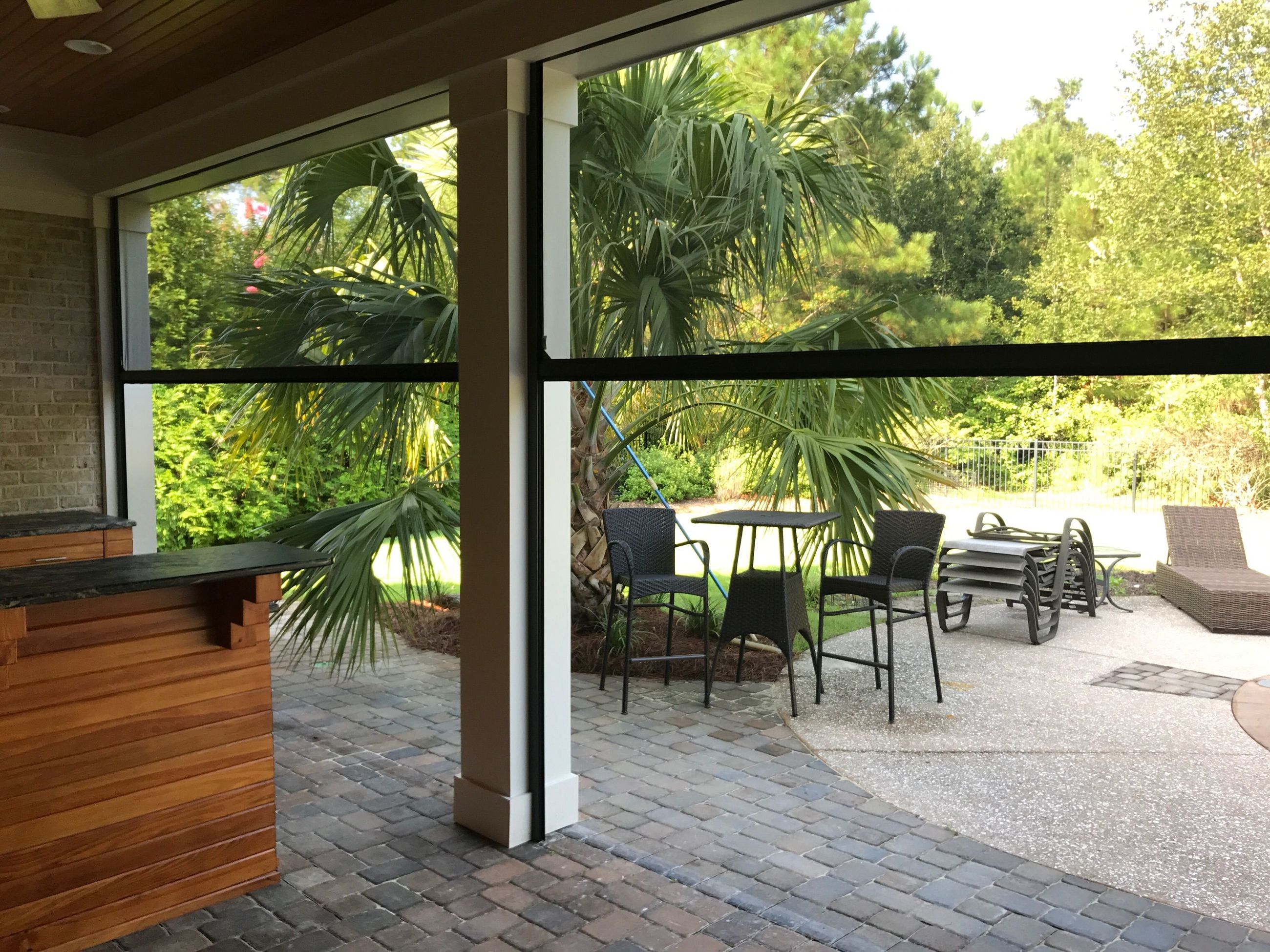 South Louisiana Retractable Patio Screens | Social Outdoor Living