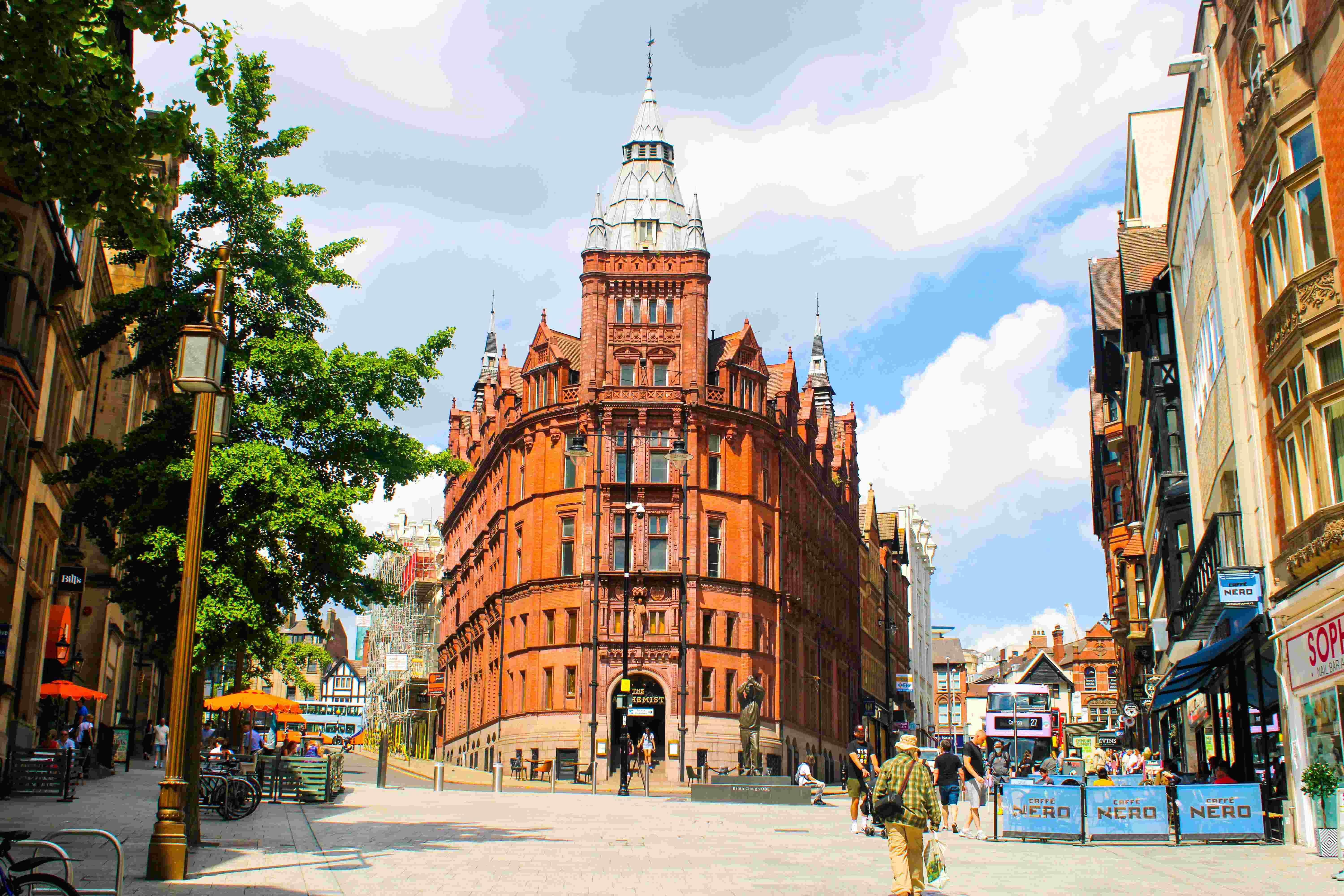 Student City Guide: Nottingham 2023 | Amber