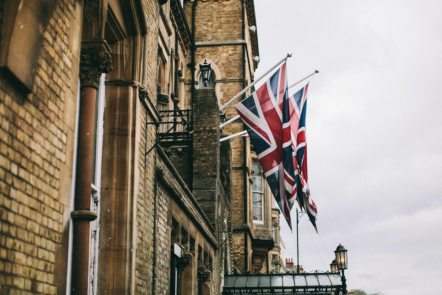 60 British Slang Words And Phrases You Need To Know | Amber