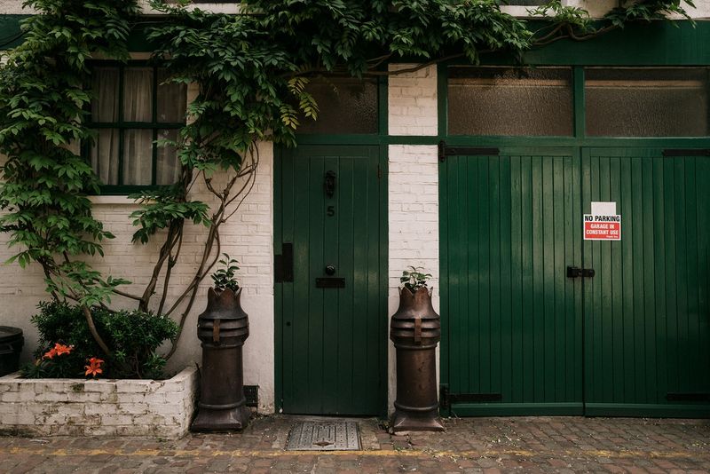 11 Richest Areas In London Revealed (2024) | Amber