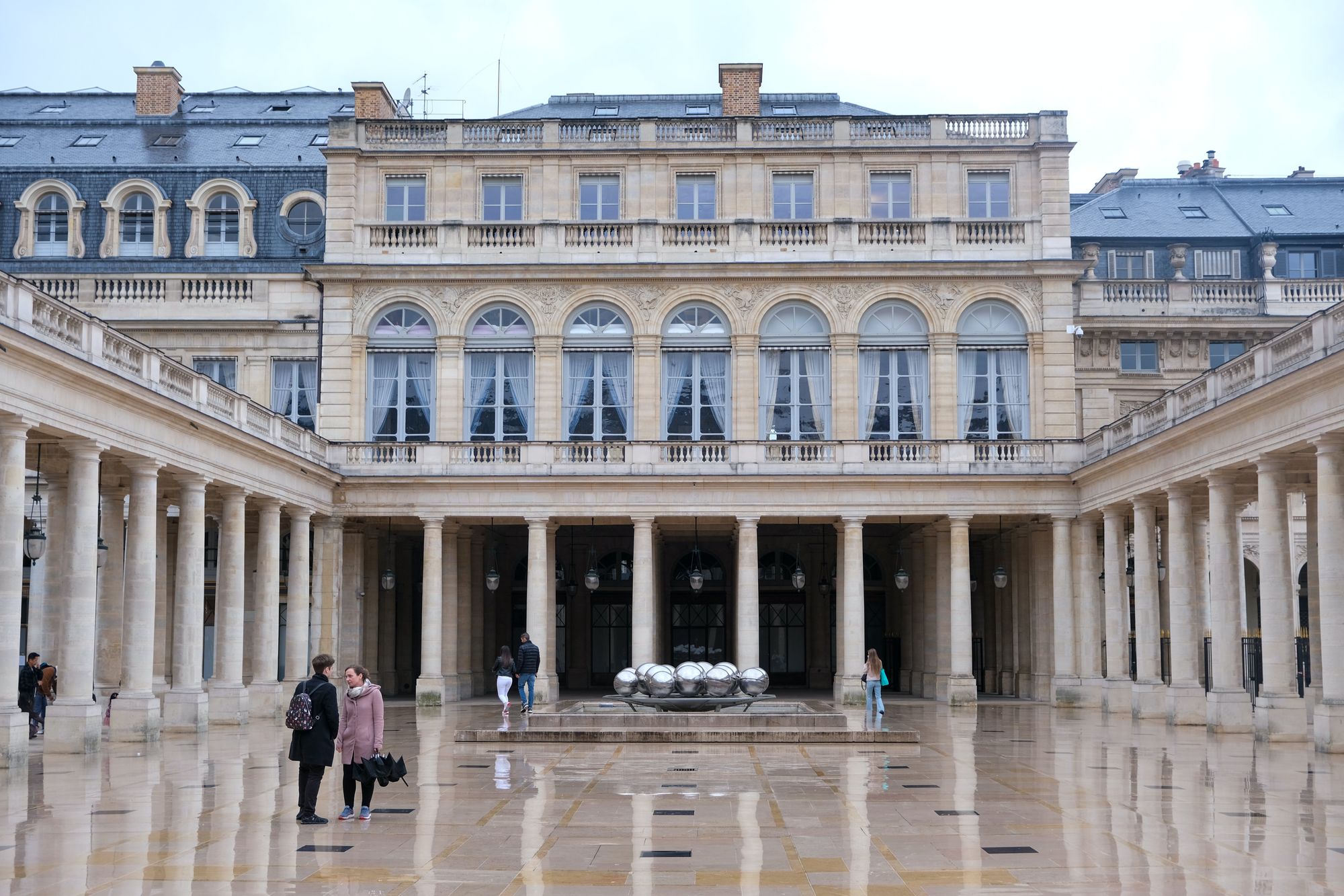 Top 10 Universities in France | Fees | Rankings | Acceptance Rate | Amber