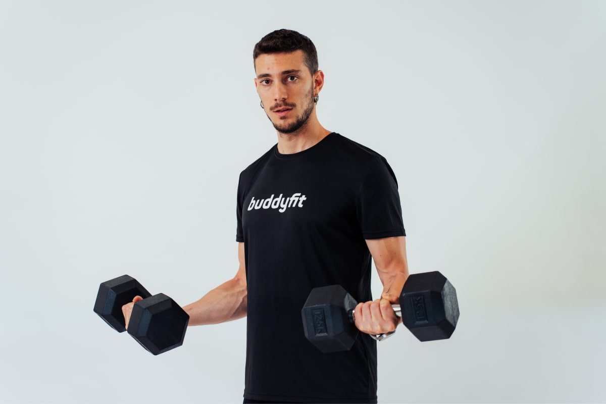 Allenamento manubri: quali sono gli esercizi migliori? | Buddyfit